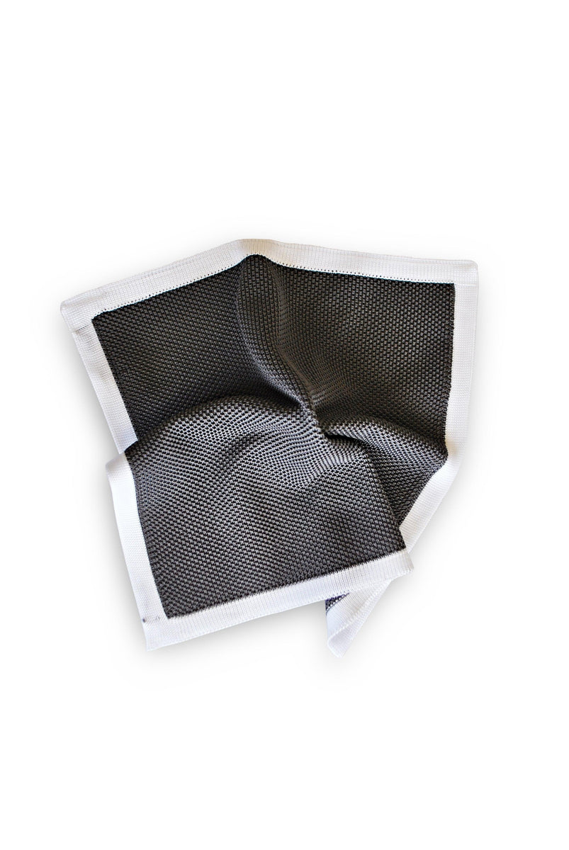 Frederick Thomas grey knitted tie with matching pocket square ...